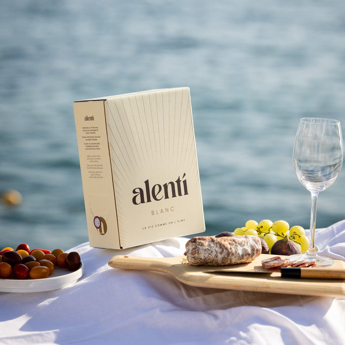 Alentí White